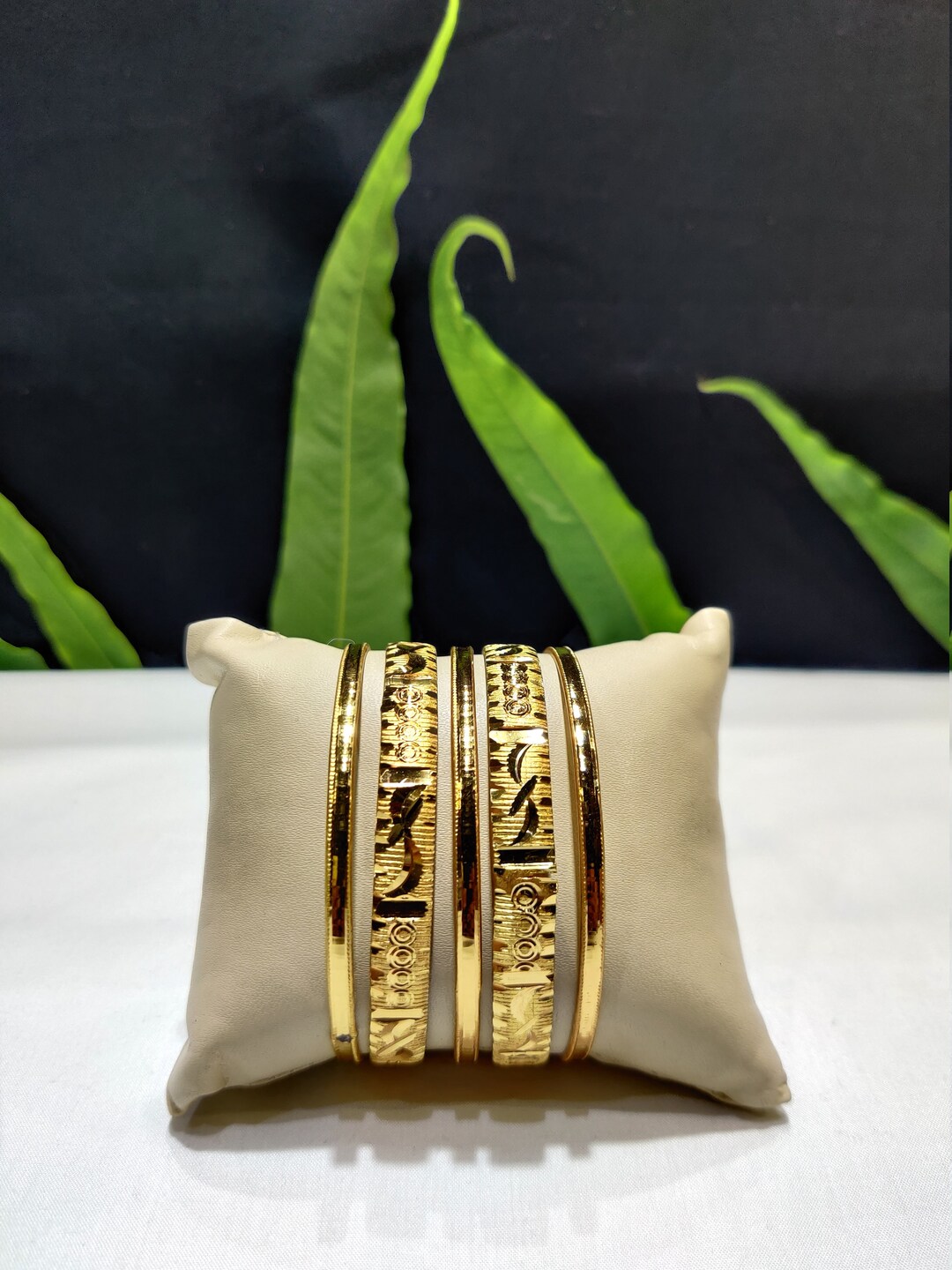 Traditional Indian Bangles Women Gold Plated Bracelets Antique Fashion ...