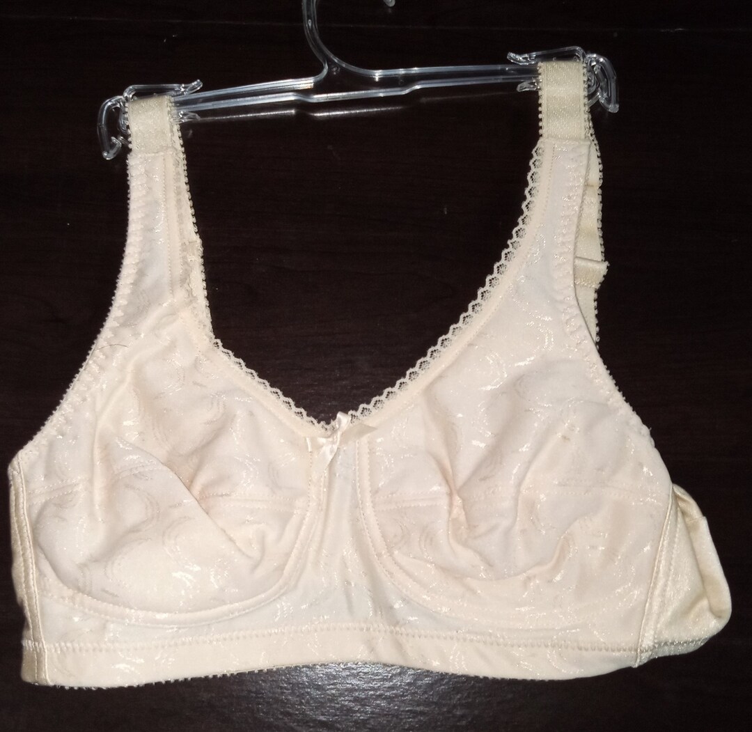 Amoena Bra Peanut Butter Style 2114 Size 34A New Lingerie Store W/ Tags ...