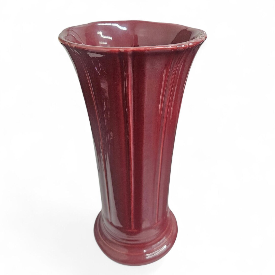 Fiesta - Cinnabar Red Small Fluted Flower Vase Homer Laughlin Ceramics ...