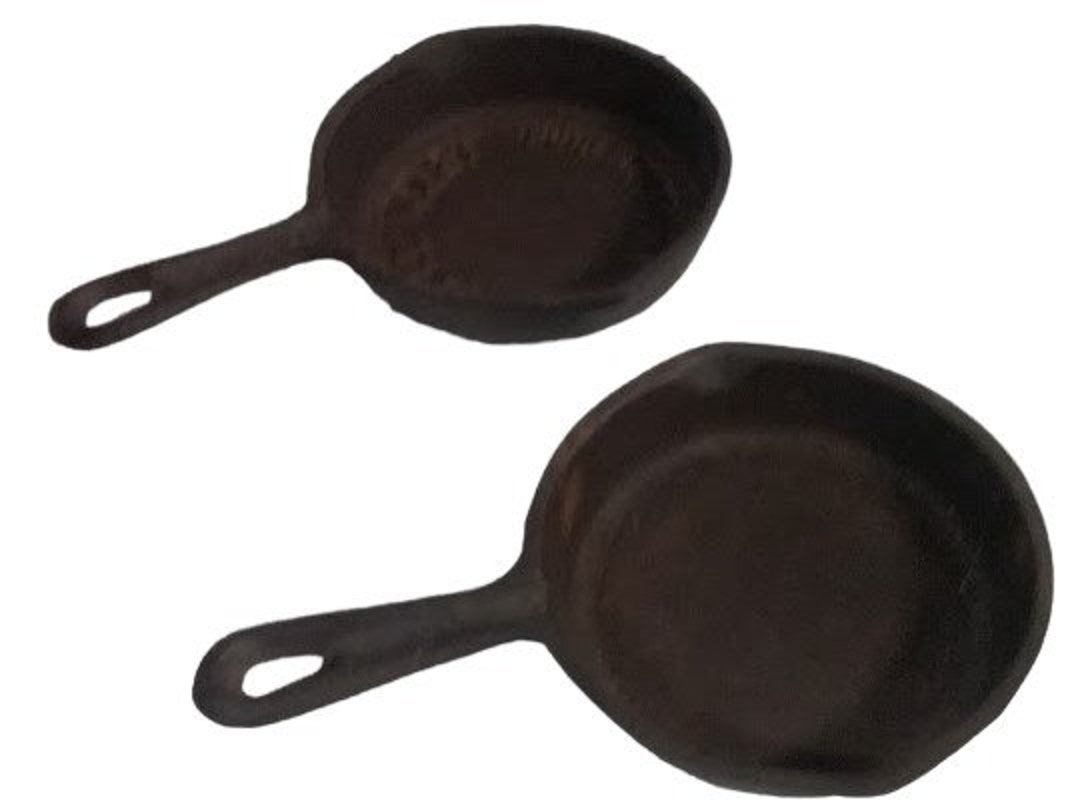 Children's Miniature Cast Iron Skillets Vintage Set of 2 MCM - Etsy