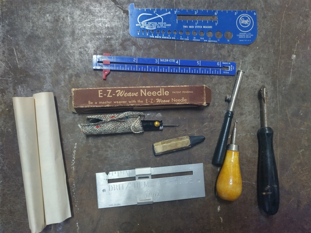 Vintage Assorted Sewing Notions Weave Needle, Chalk, Buttonhole Opener ...