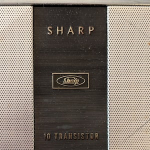Sharp AM/FM 2 Band Transistor 10 Japan Radio Model FX-506 With Case ...