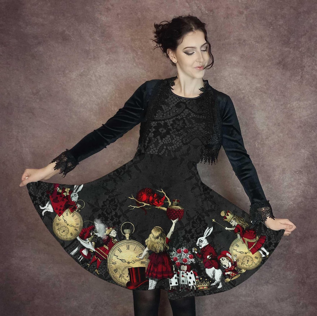 Alice in Wonderland Red and Gold Dress Party Dress - Plus Size Friendly ...