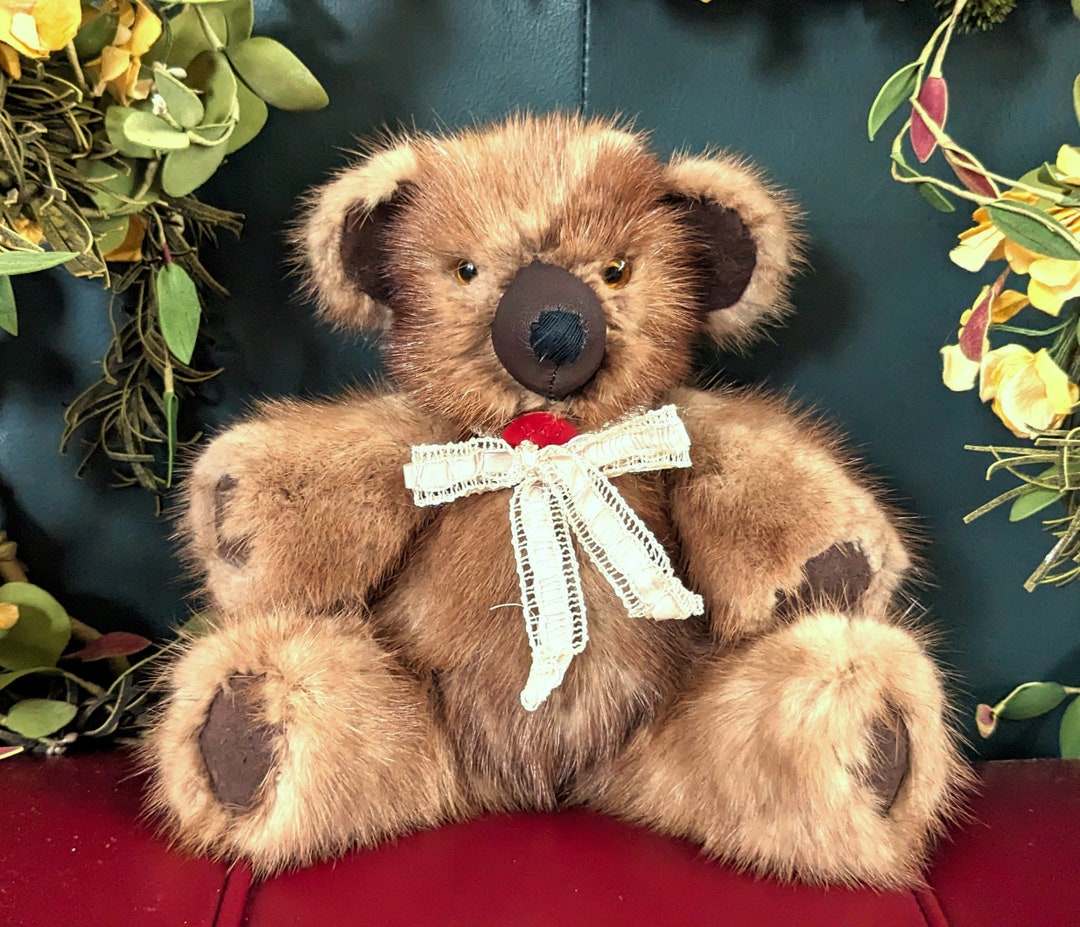 Yoly L'ours Joli Petit Ourson Nounour En Véritable Fourrure De Vison ...