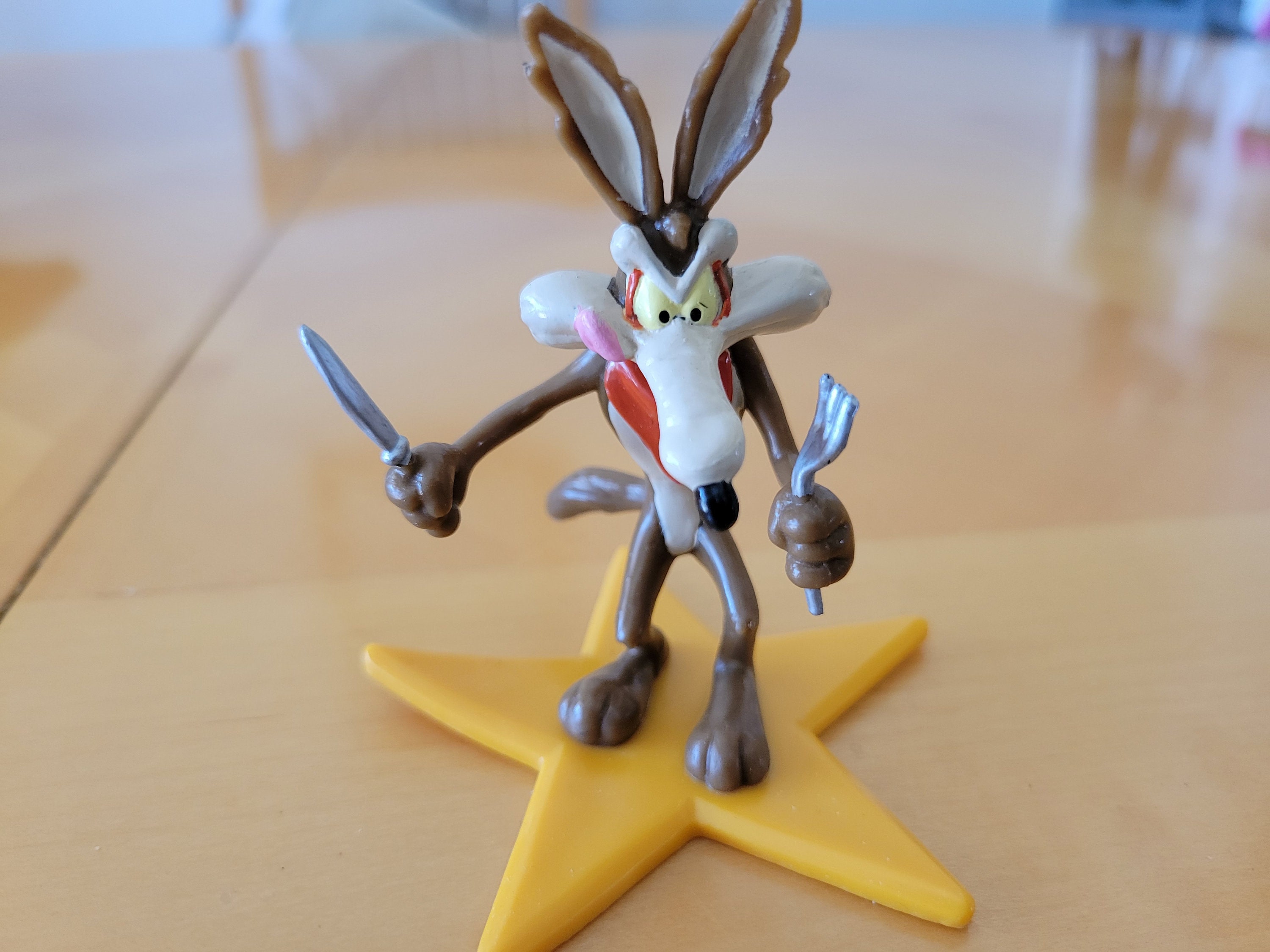 Wile E Coyote From the Looney Tunes From 1990s Collectible NEW 4 Tall Etsy Canada
