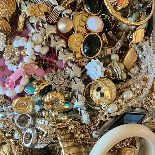 Mystery Box of Jewelry 6x4x4 Box Jewelry Mystery Box Lot - Etsy