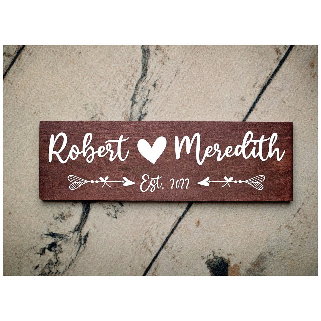 Custom Couple Name Sign: EST With Heart Arrows (personalized Gift 7370 ...