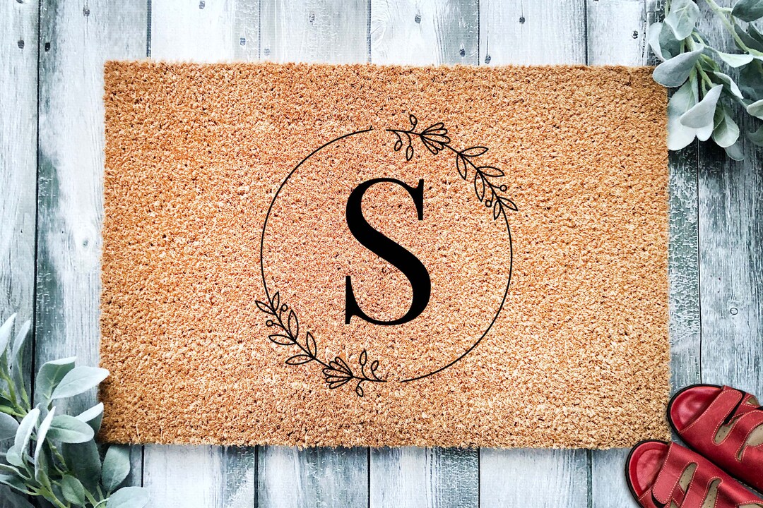 1726 Floral Circular Monogram Door Mat Wedding Gift Custom Doormat ...