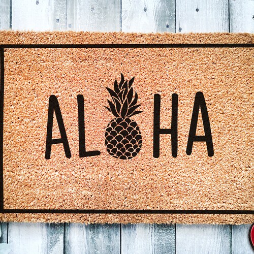 Aloha Shaka // Welcome Mat // Home Decor // Door Mat // Hawaii - Etsy