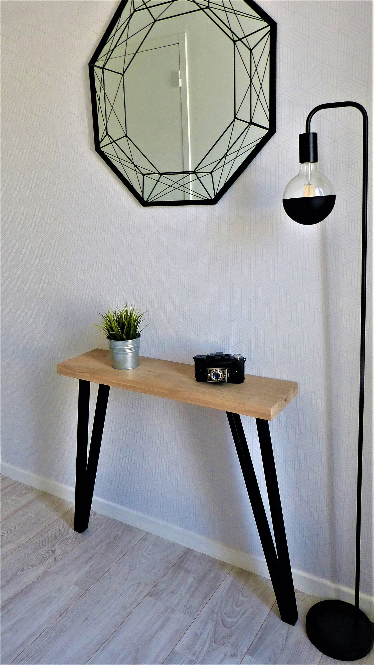 Console style industrielle en chene avec pied metal en equerre - Etsy ...