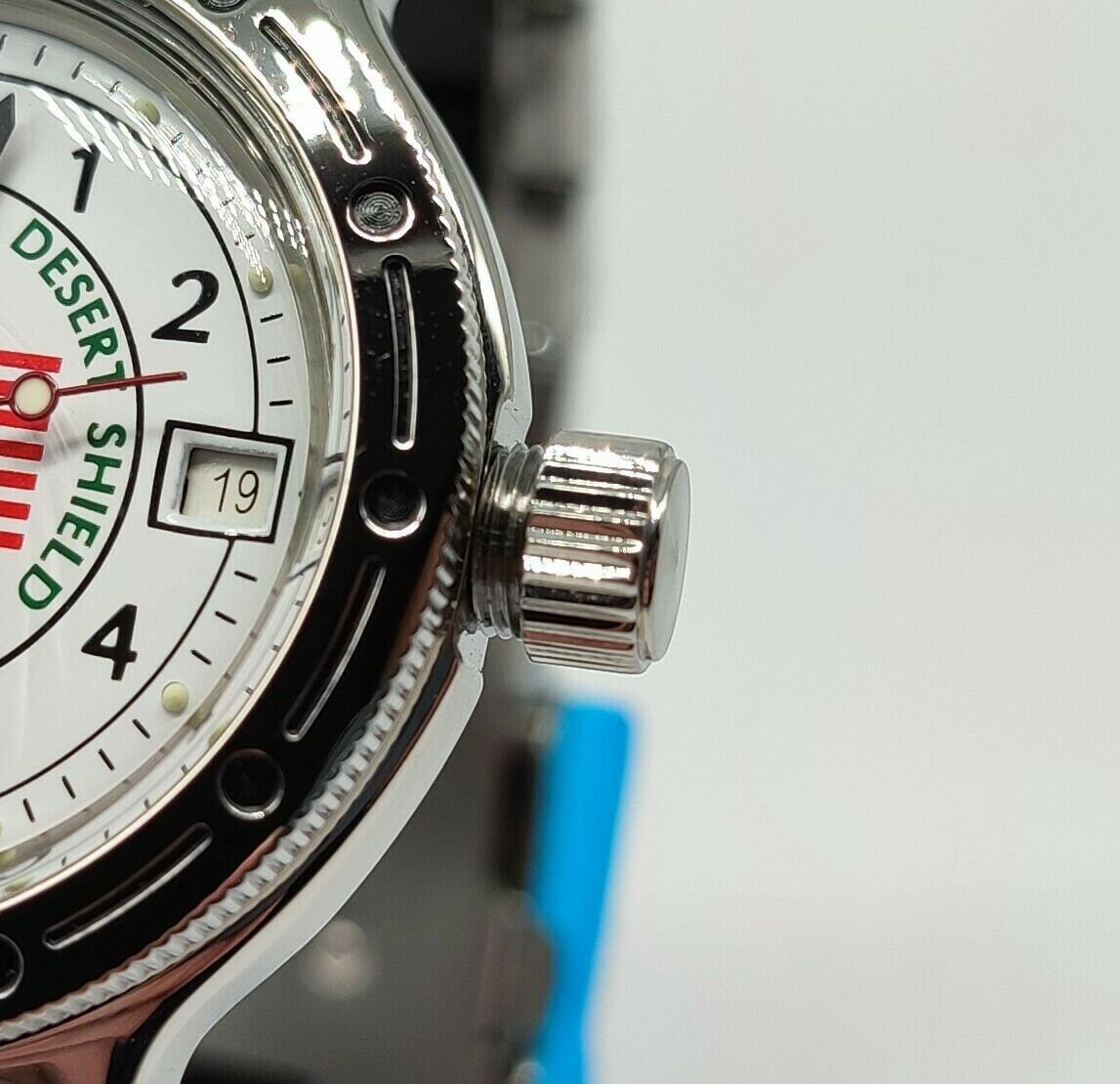 Vostok Amphibia Operation Desert Shield / Desert Storm USA 420065 Brand ...