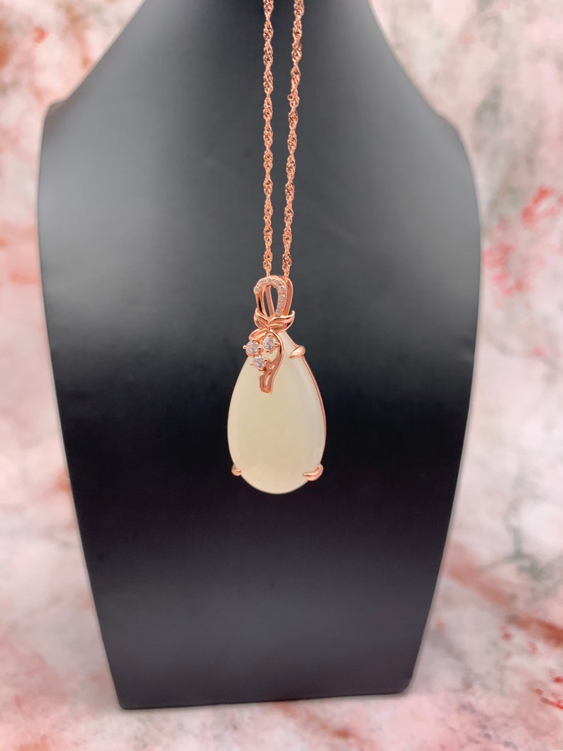 Merial - Certified White Jade Necklace Rose Gold - Etsy