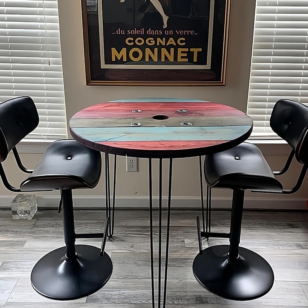 Rustic Spool Wood Round Table – 20