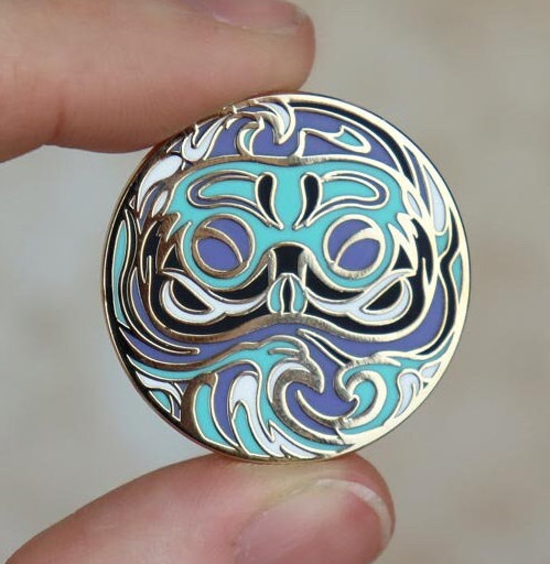 Blue Peace Pin | Enamel Pin Inspired by Japanese Culture | Daruma Dolls ...