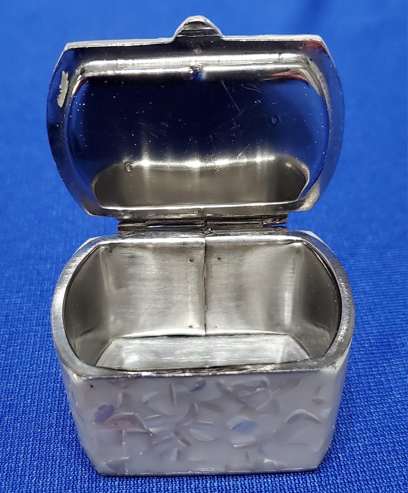 White Coral Pill Box - Etsy