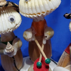 3 Man Seashell Band - Etsy