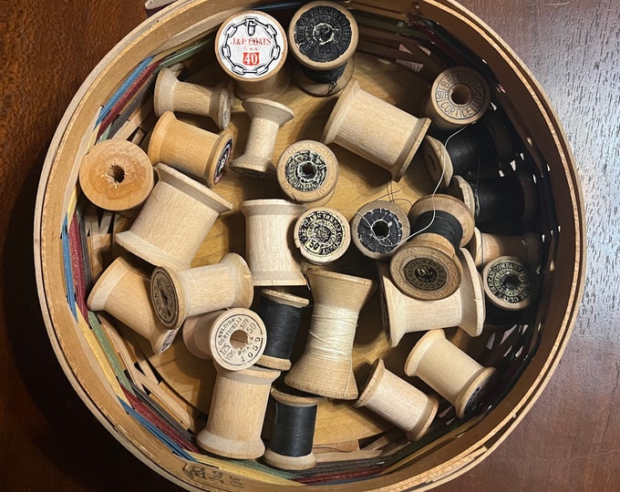 Wooden Spools Lot of 28, Vintage Thread Spools, Old Wood Spools, Black ...