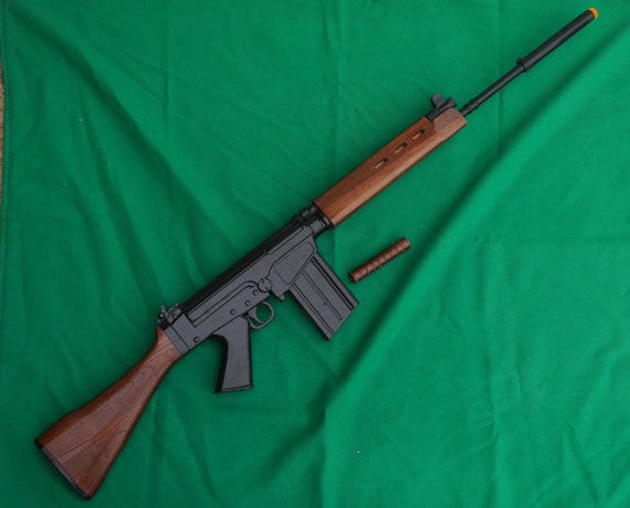FN FAL Wooden Model Cosplay Accessory - Etsy