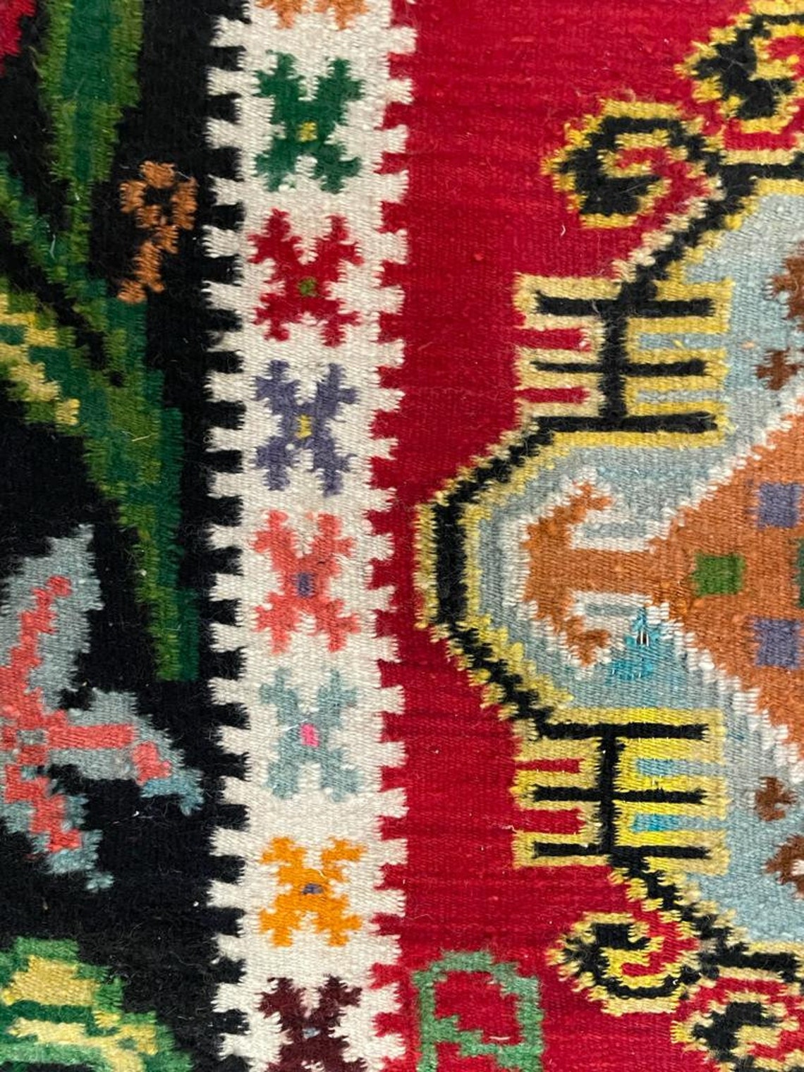 Wool Handwoven Rug, Amazing Colors and Floral and Geometric Design ...