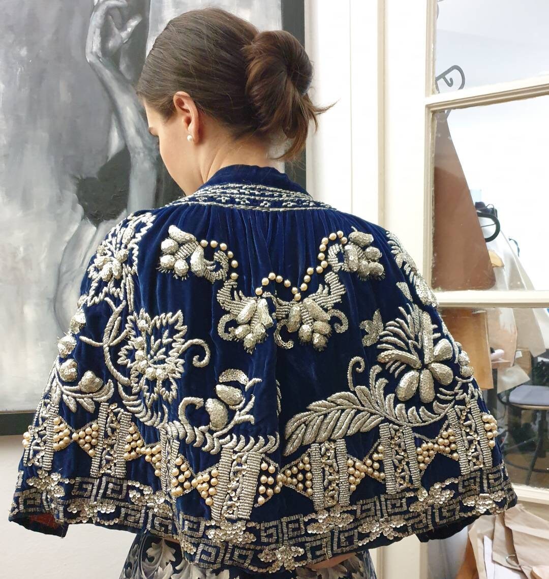 Statement royal cape blue velvet with hand embroidery vintage | Etsy