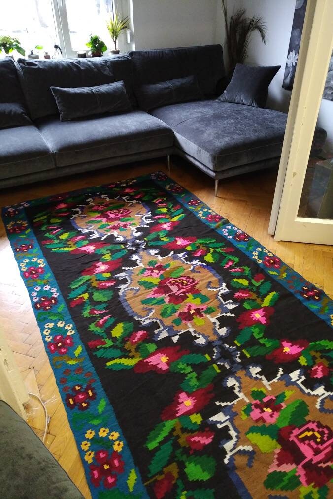 Large Romanian Floral Runner Rug on Blue Background. Tapis - Etsy