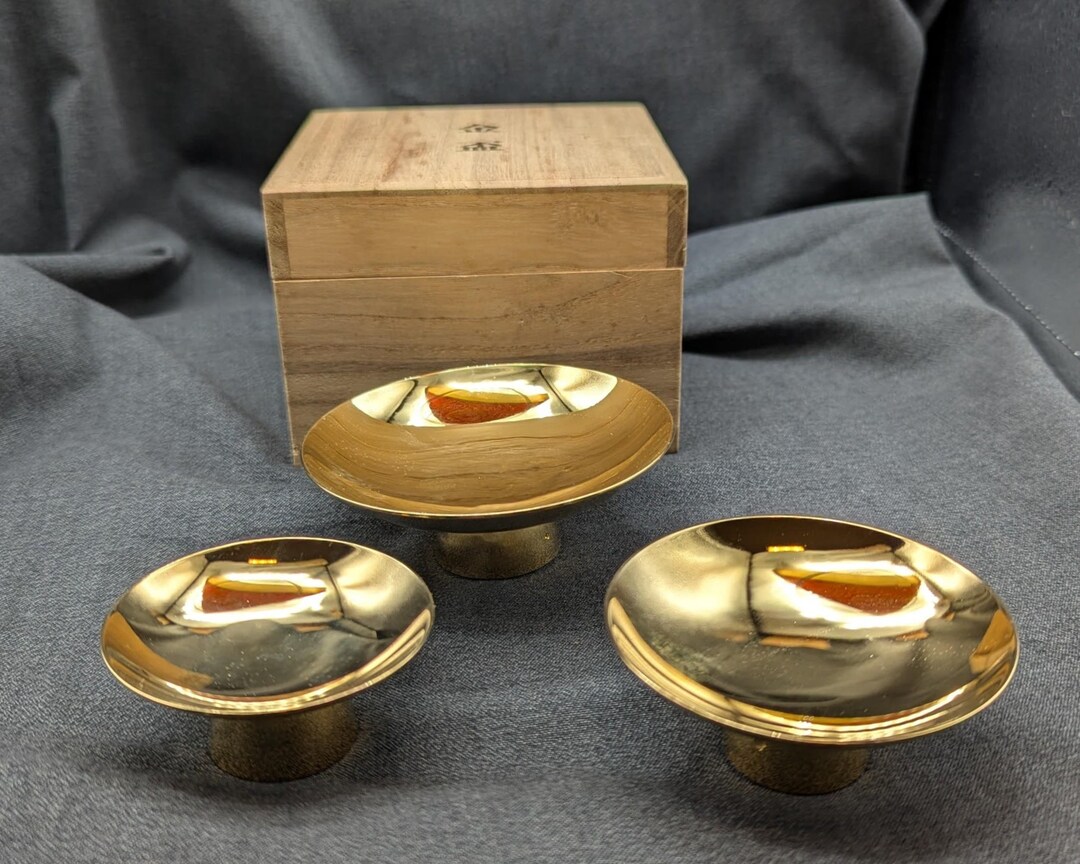 Sake Cup - 24K Gold Plated - Japanese Set of 3 Tiered Sake Cups ...