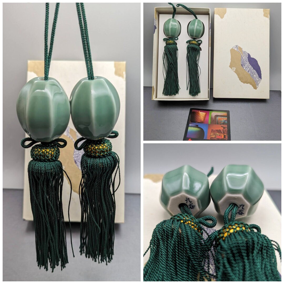 Japanese Kutani Made Fuchin Scroll Weights Pair of Japanese Handcrafted ...