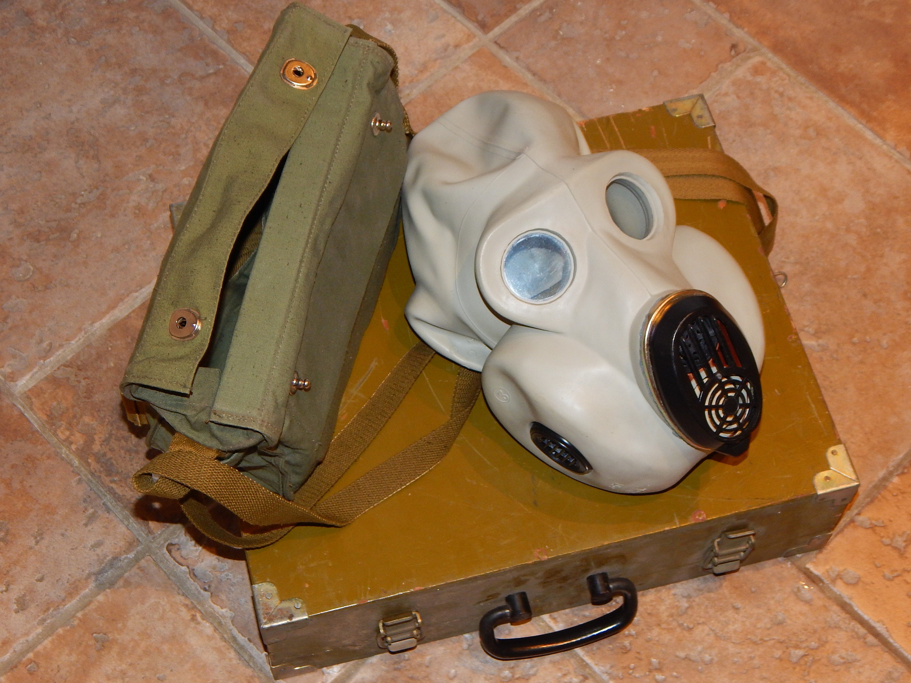 Full Set Vintage USSR soviet russian gas mask PBF EO-19 | Etsy