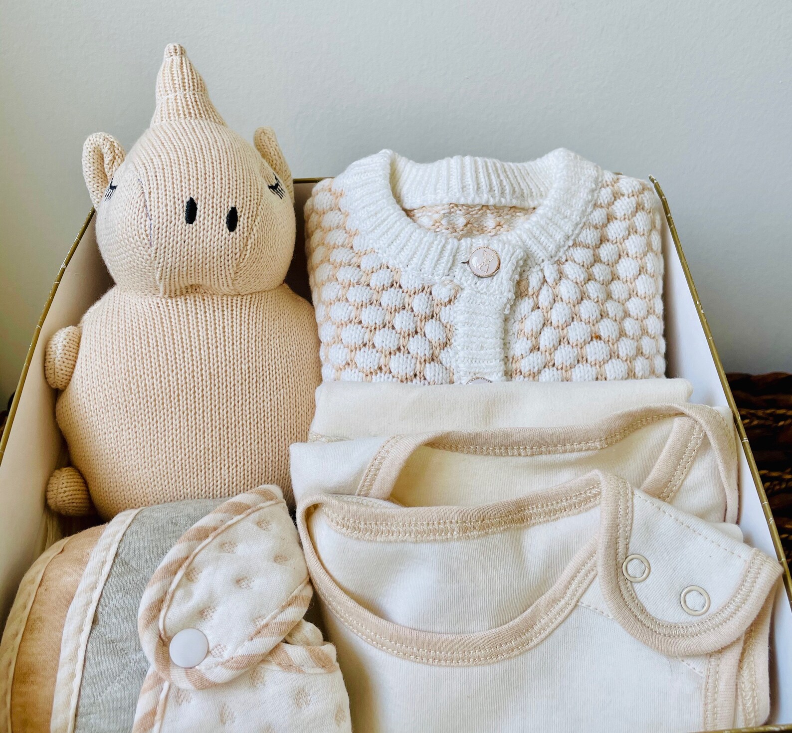 Organic Baby Welcome Gift Box - Etsy