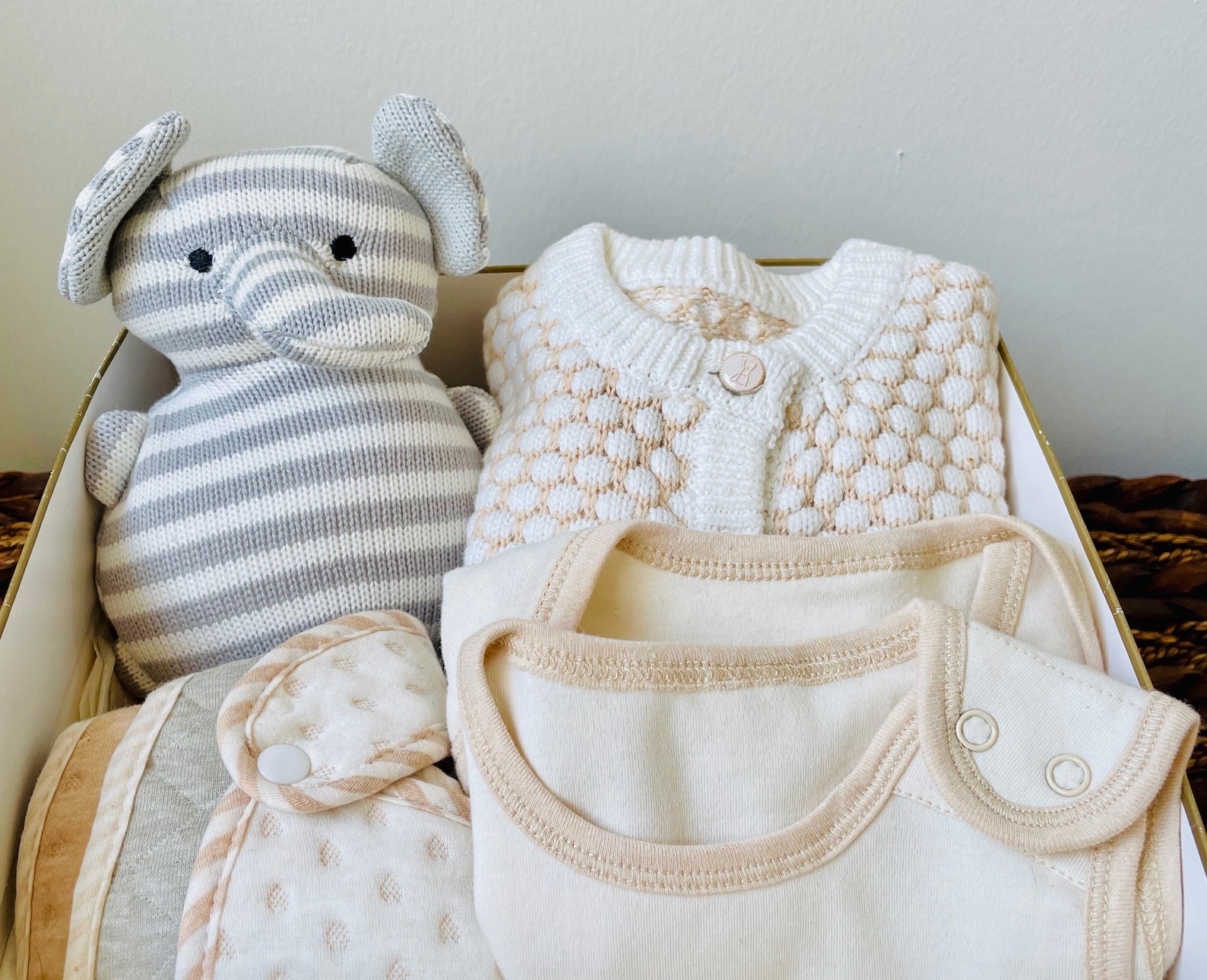 Organic Baby Welcome Gift Box - Etsy