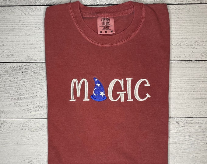 Magic Tee - Etsy