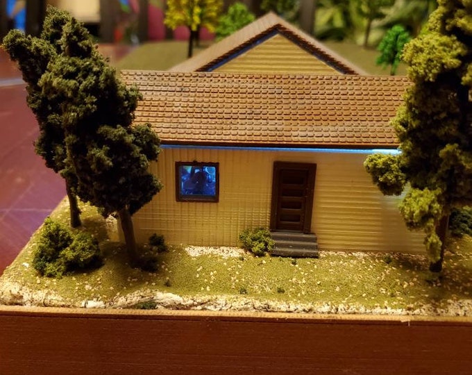 HO Scale Bates House - Etsy