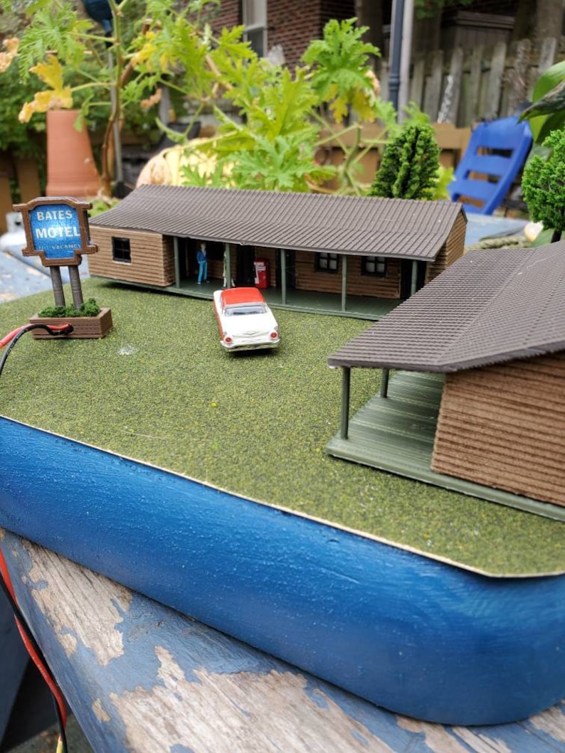 HO Scale Bates Motel - Etsy