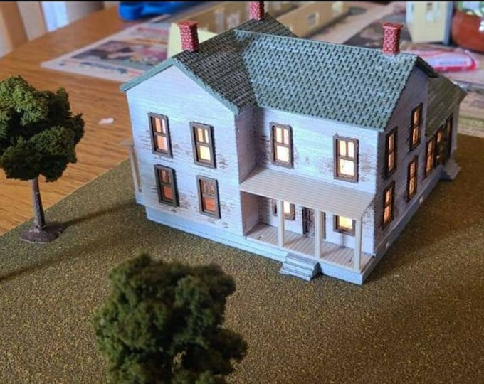 HO Scale Bates House - Etsy
