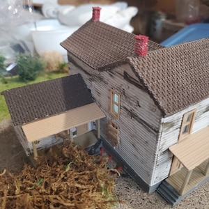 HO Scale Ed Gein Farmhouse and Barn - Etsy