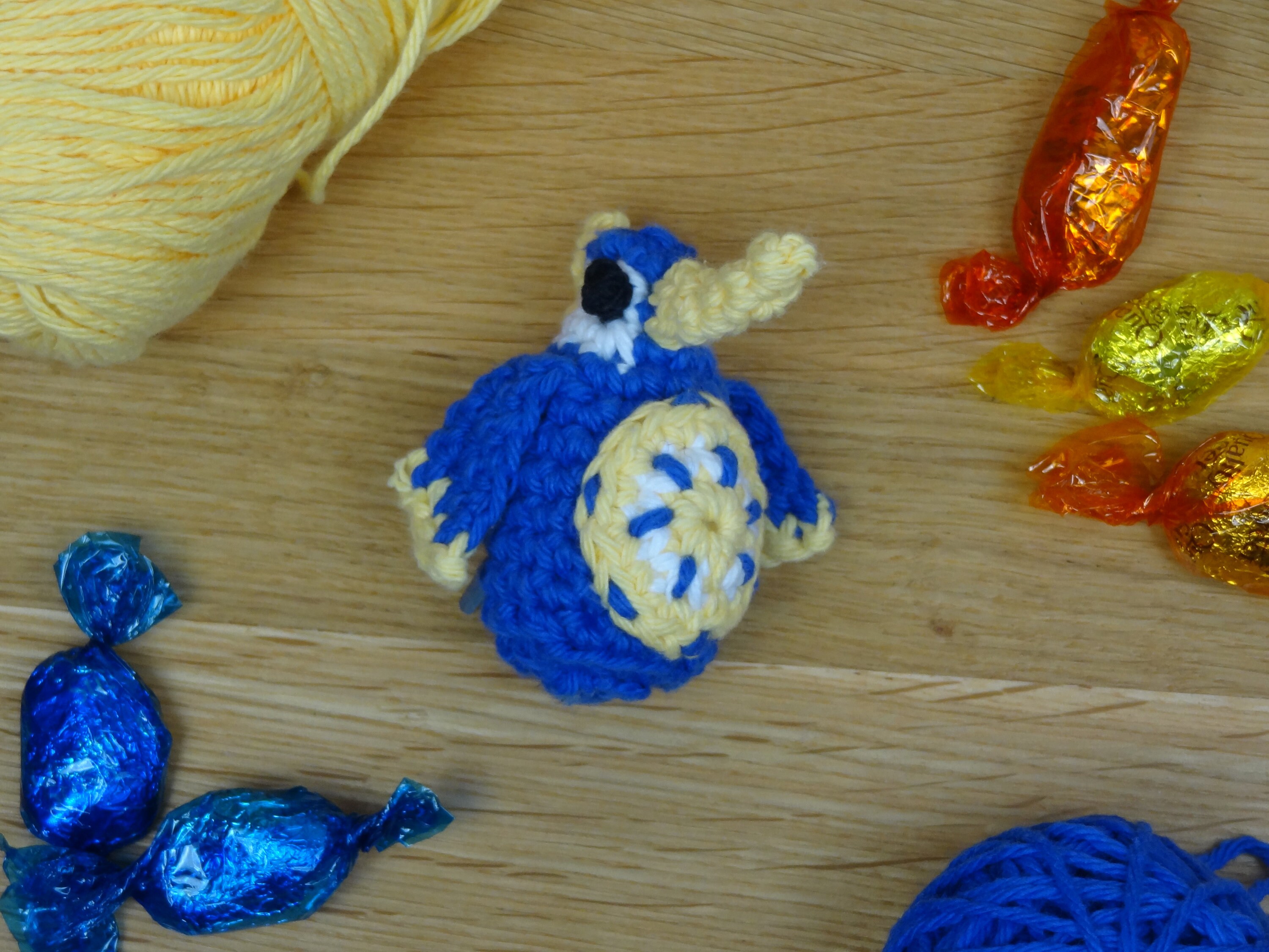 Viva Piñata Pengum Amigurumi Crochet Pattern - Etsy