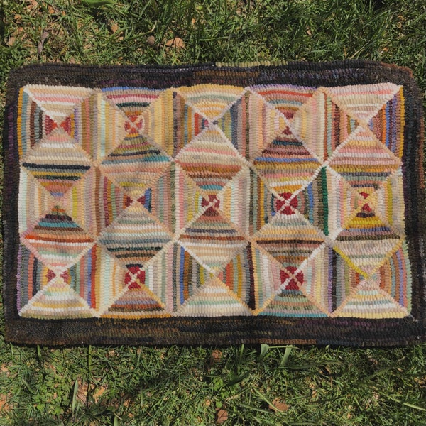 Primitive Hooked Rug - Etsy