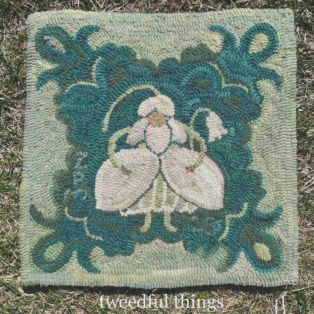 Lady Snowdrop - Etsy