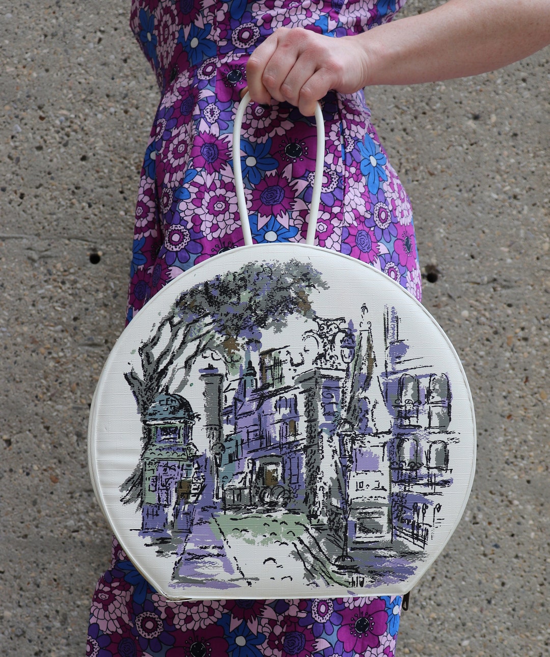 1950s/60s Large Round Bag, Carrying Case - Etsy