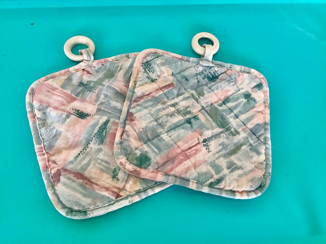 Vintage 1980s-90s Pastel Turquoise/mauve Pot Holders With White Wooden ...