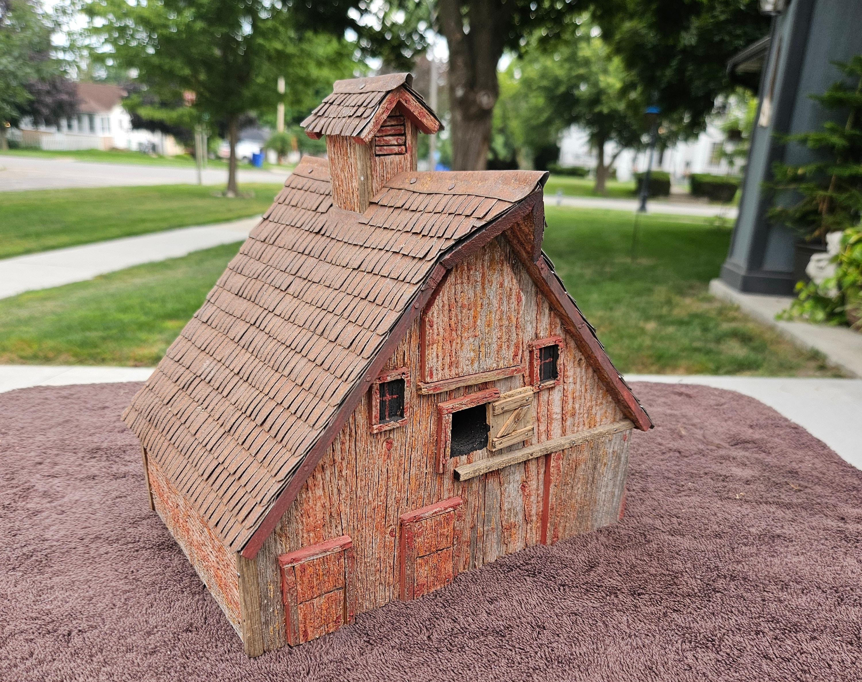 Red Barn W/wooden Headhouse - Etsy