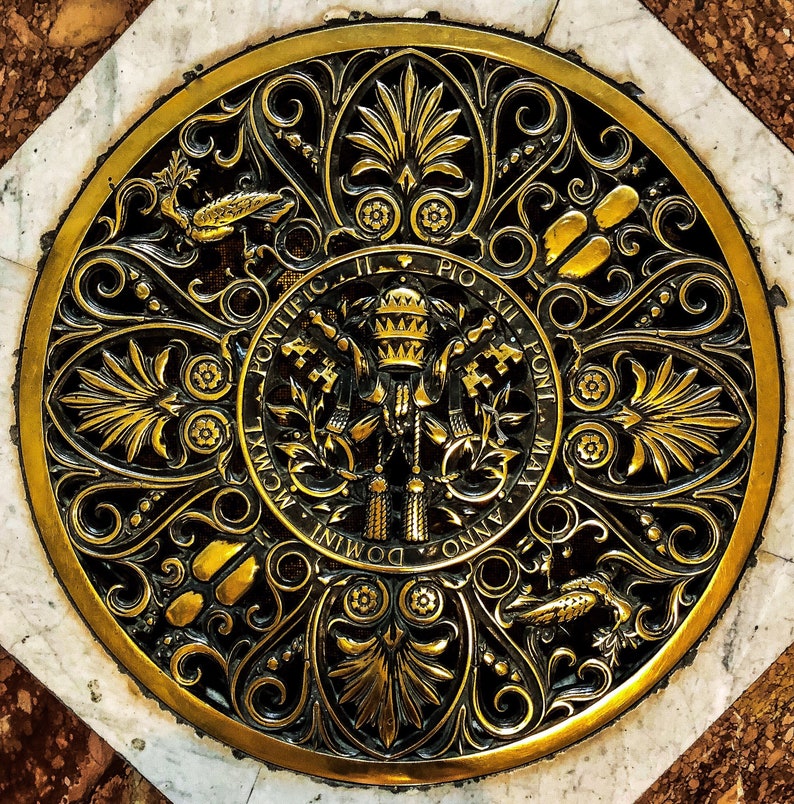 Metal Print of Vatican City Manhole Cover (st. Peter's Basilica) - Etsy
