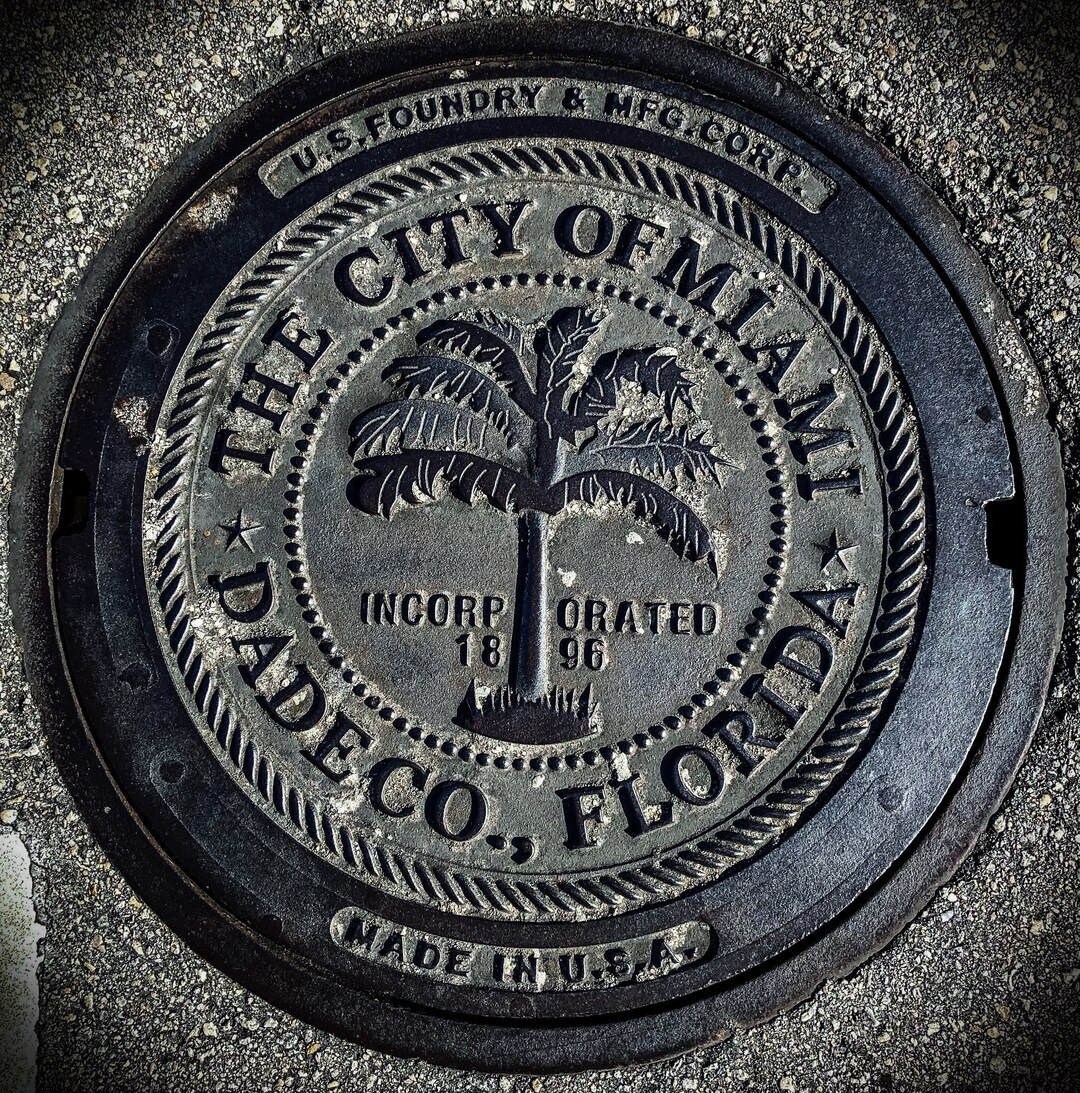Metal Print of Miami, FL Manhole Cover (palm Tree) - Etsy