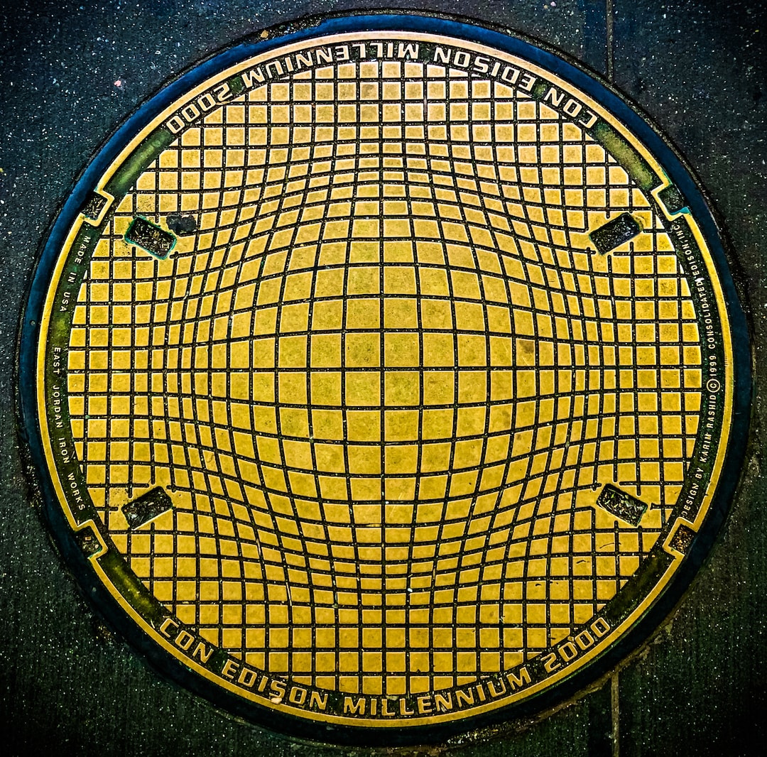 Metal Print of NYC Manhole conedison Illusion - Etsy