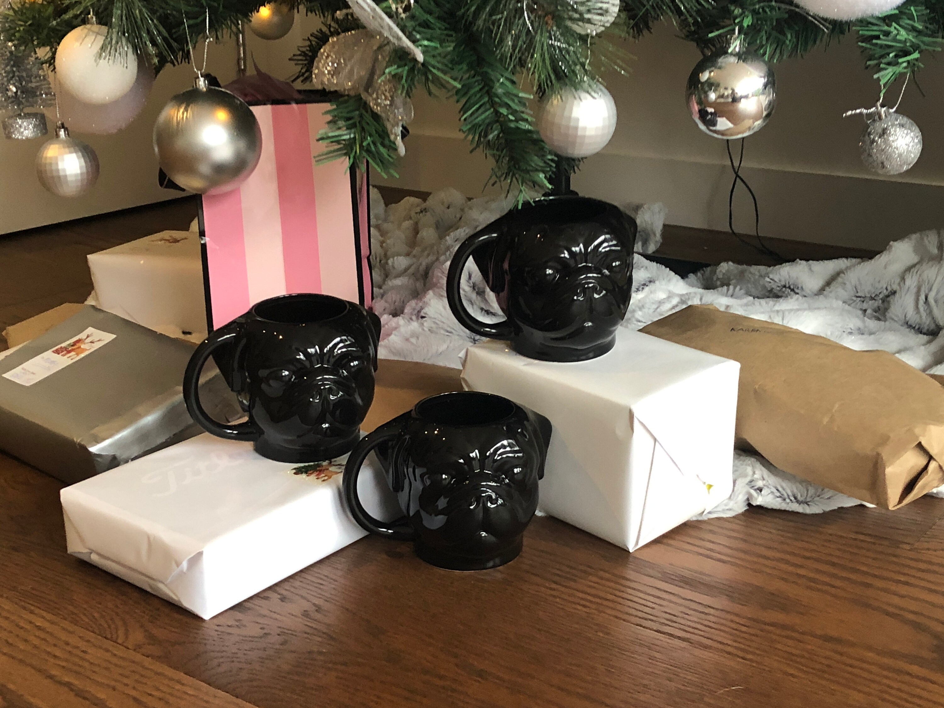 Pug Mug, Black Pug Shaped Mug, Gift for Pug Lovers - Etsy