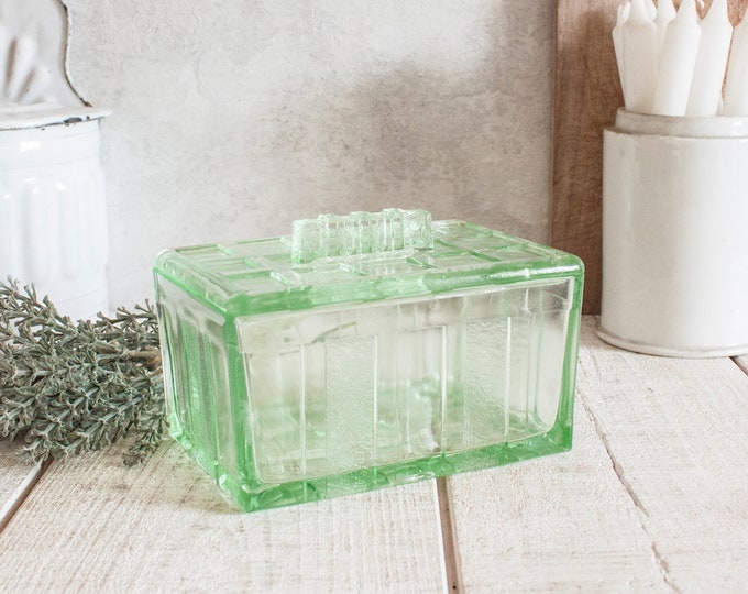 Vintage French Uraline Green Box - Etsy