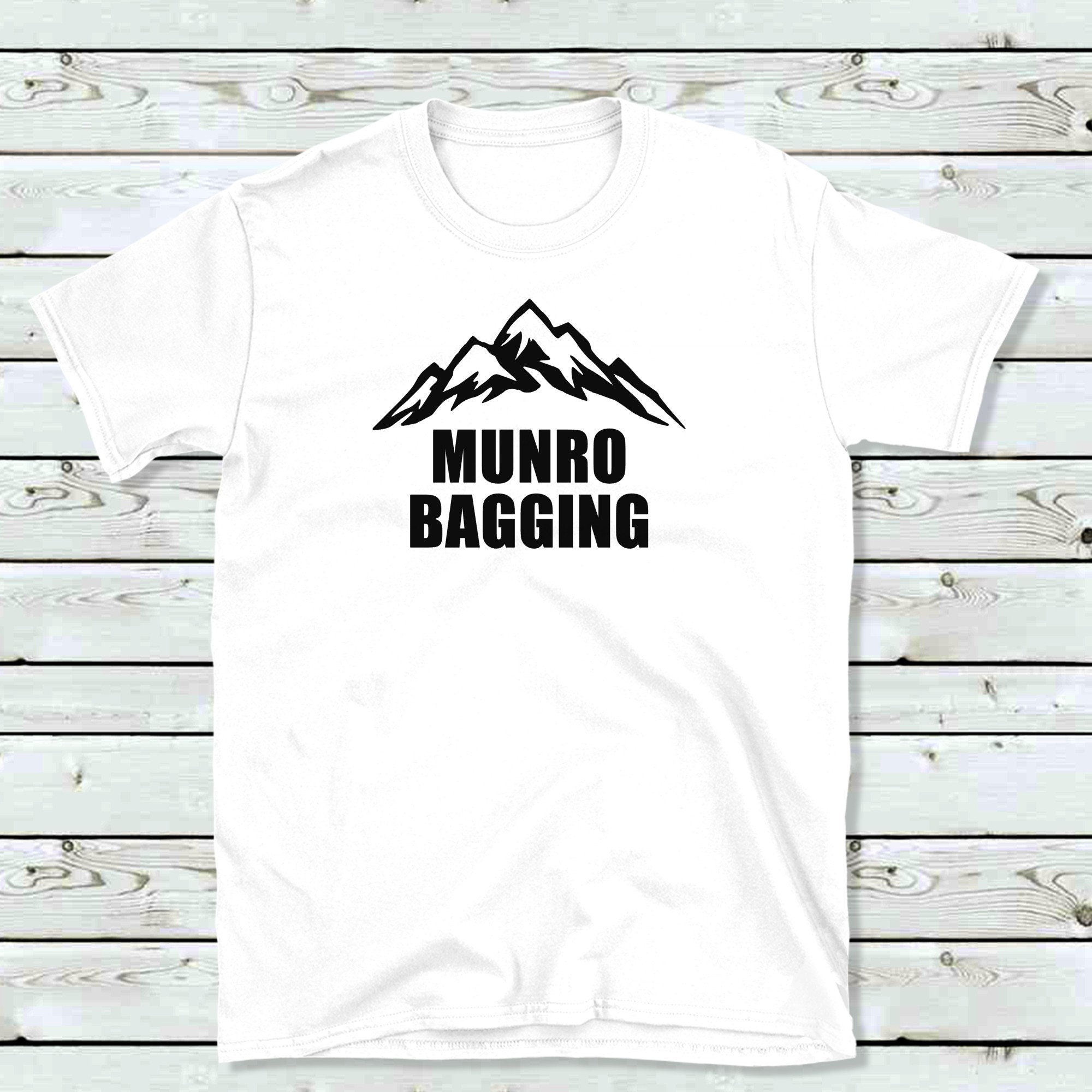 Hillwalking Tshirt Munro Bagging Unisex T shirt for munro - Etsy 日本