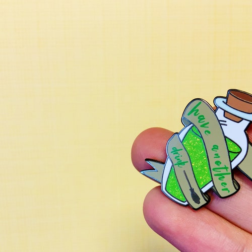 B-grade: Wicked the Musical Enamel Pin Elphaba Defying Gravity | Etsy