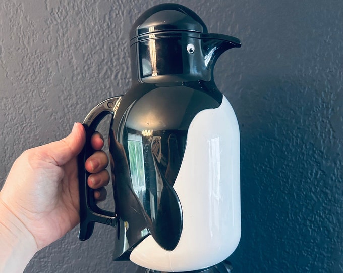 Metrokane Penguin Thermal Carafe Pitcher Thermos Hot-cold Beverage Mid ...