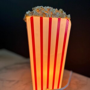 Kirklands Popcorn Nightlight Plug in Light Movie Popcorn Theme Decor 10 ...